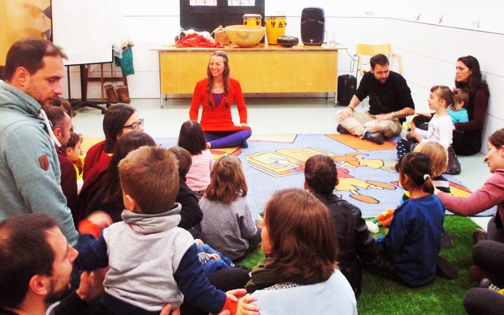 Clases de Canto Y Ritmo en Barcelona - Sol Homar Music